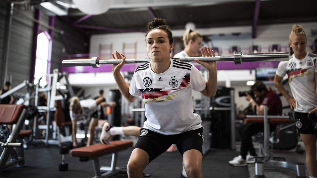 Fit für die WM - so stark trainieren die DFB-Frauen: | WOMEN'S HEALTH